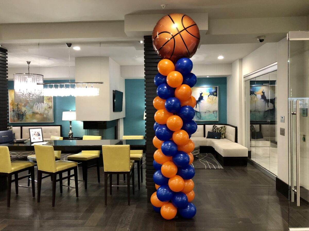 Balloon Columns | Balloon Decor | Balloon Artistry By Mandana