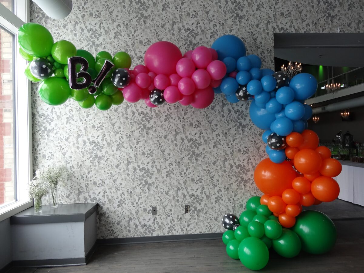 Organic Balloon Arches | Balloon Decor | Balloon Artistry By Mandana