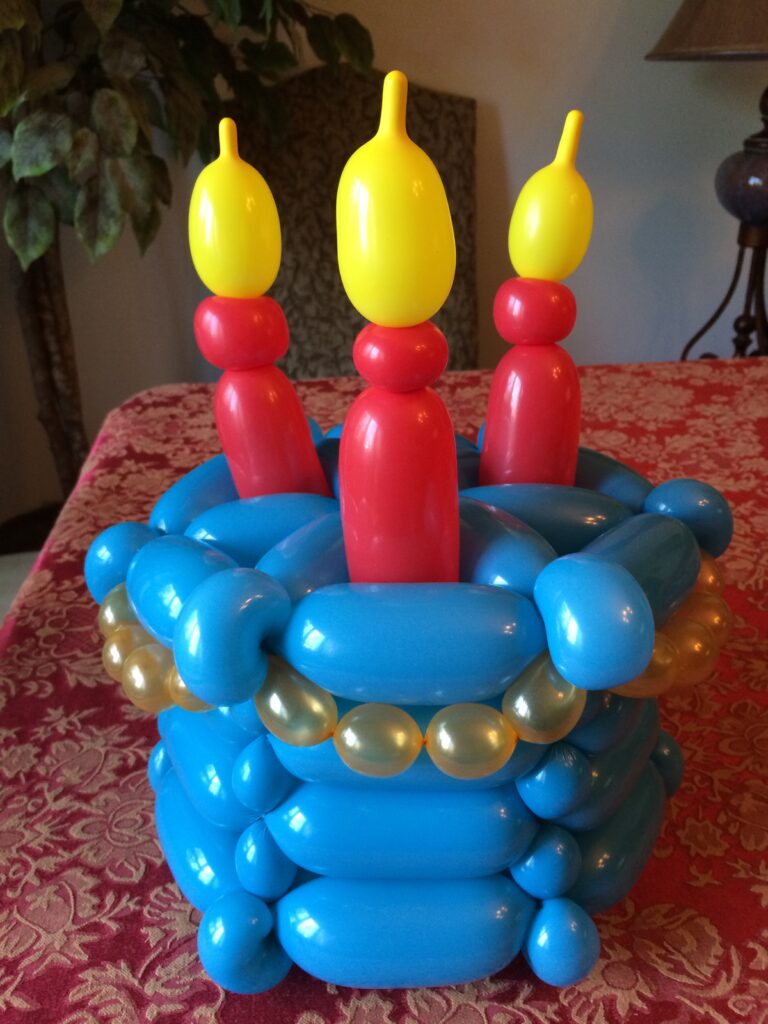 Balloon Twisting | Balloon Artist Twin Cities | Balloon Artistry By Mandana